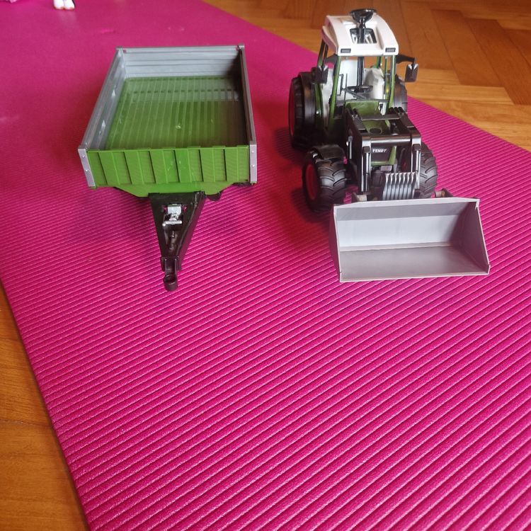 Spielzeugtraktor der Marke Fendt (Gebraucht) in Rehetobel für CHF 20 – mit Lieferung auf Ricardo ...