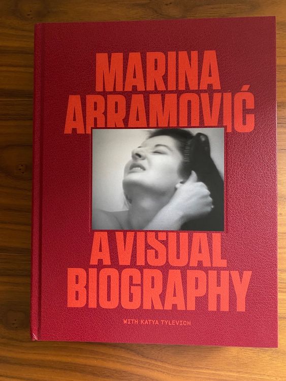 Marina Abramovic a visual biography (Neu (gemäss Beschreibung)) in Zürich für CHF 50 – mit ...