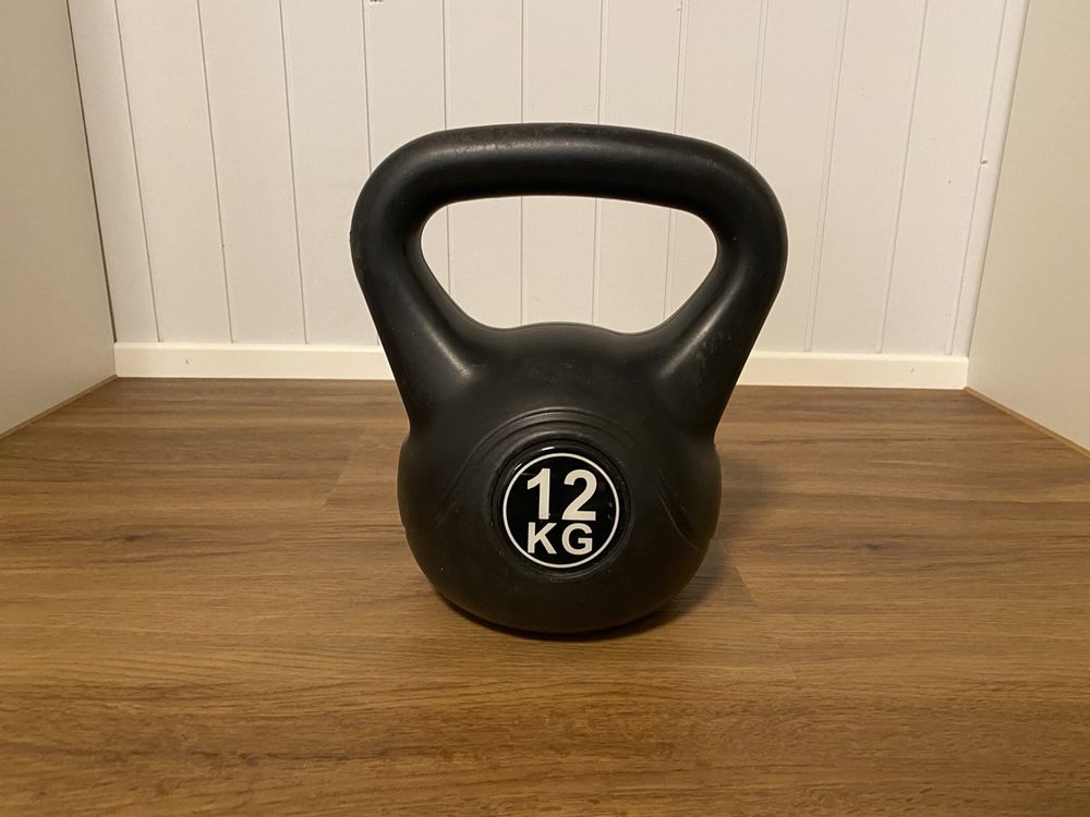 Kettlebell 12 kg (Gebraucht) in Stallikon für CHF 29.9 – nur Abholung ...