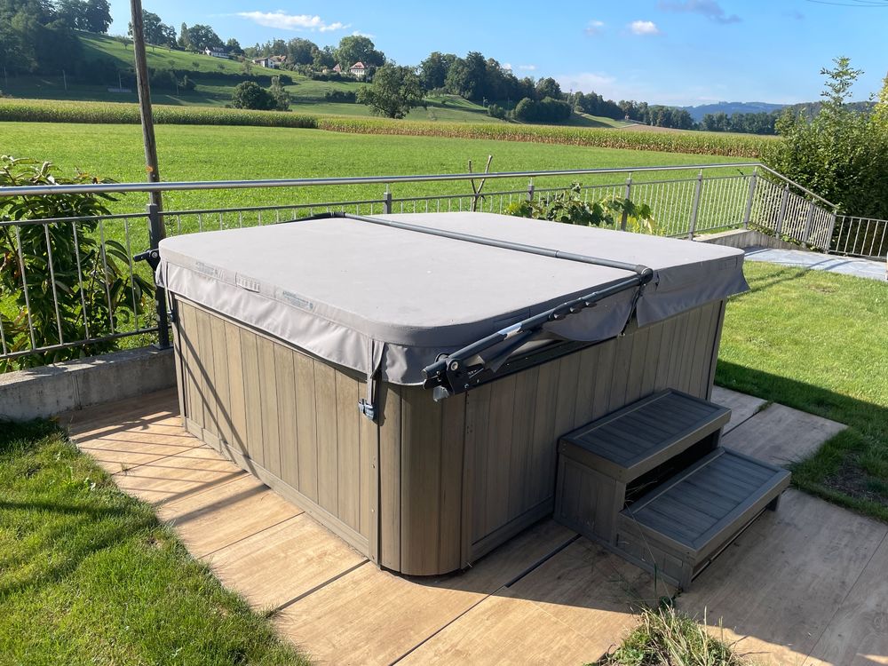 Jacuzzi (Whirlpool) Sundance Spa Marin 880 | Kaufen auf Ricardo