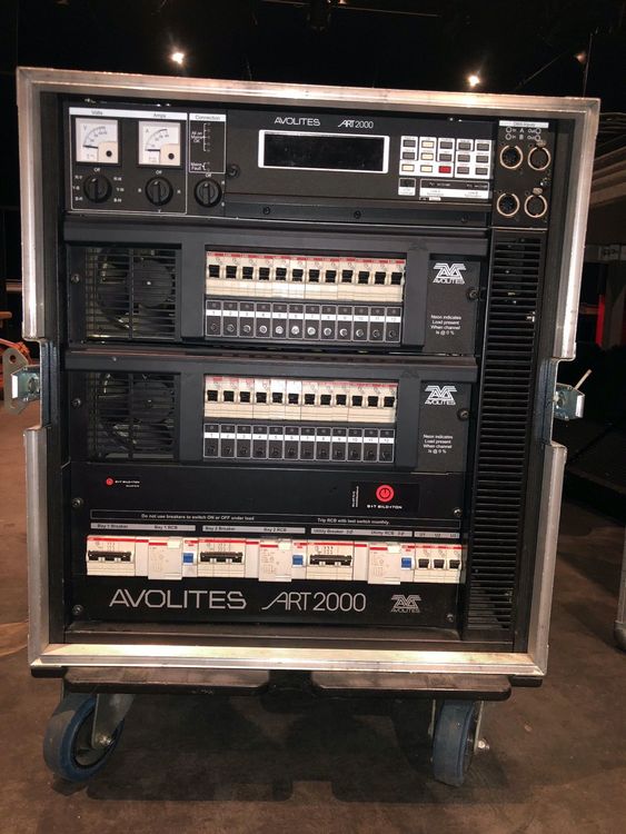 Avolites Dimmerrack (D'occasion) à Zürich pour CHF 124 – retrait ...