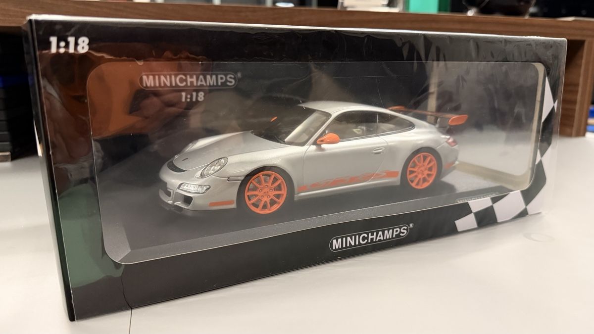 Minichamps Porsche 911 GT3 RS 1:18 - Sammlerstück! (Neu und ...