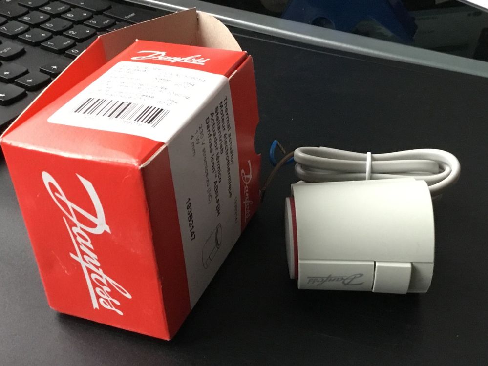 Danfoss ABN stellantrieb für Fuss- Bodenheizungen 230 V (Neu und ...