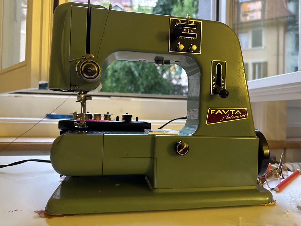 Favta Nähmaschine | Kaufen auf Ricardo