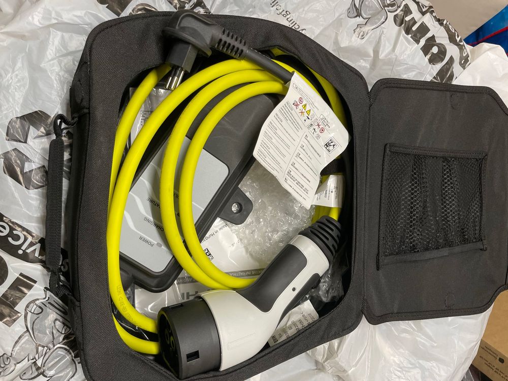 BMW Flexible Fast Charger Starter-Kit | Kaufen auf Ricardo