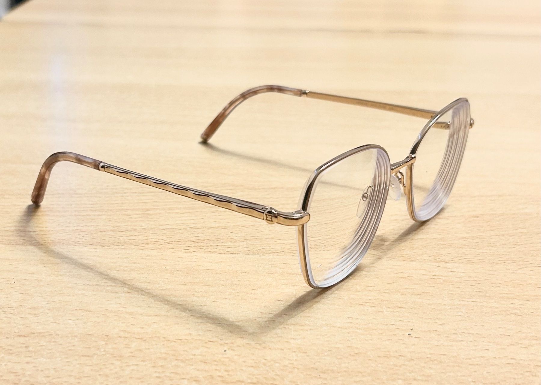 Occhiali Escada in acciaio oro (Nuovo (secondo la descrizione)) a ...