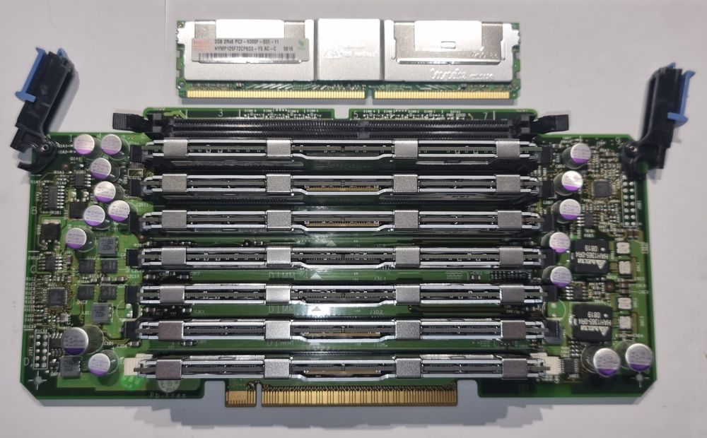 Dell PowerEdge Memory-Board 16GB ( 8x 2GB DDR2 PC2 ECC) (Gebraucht) in ...
