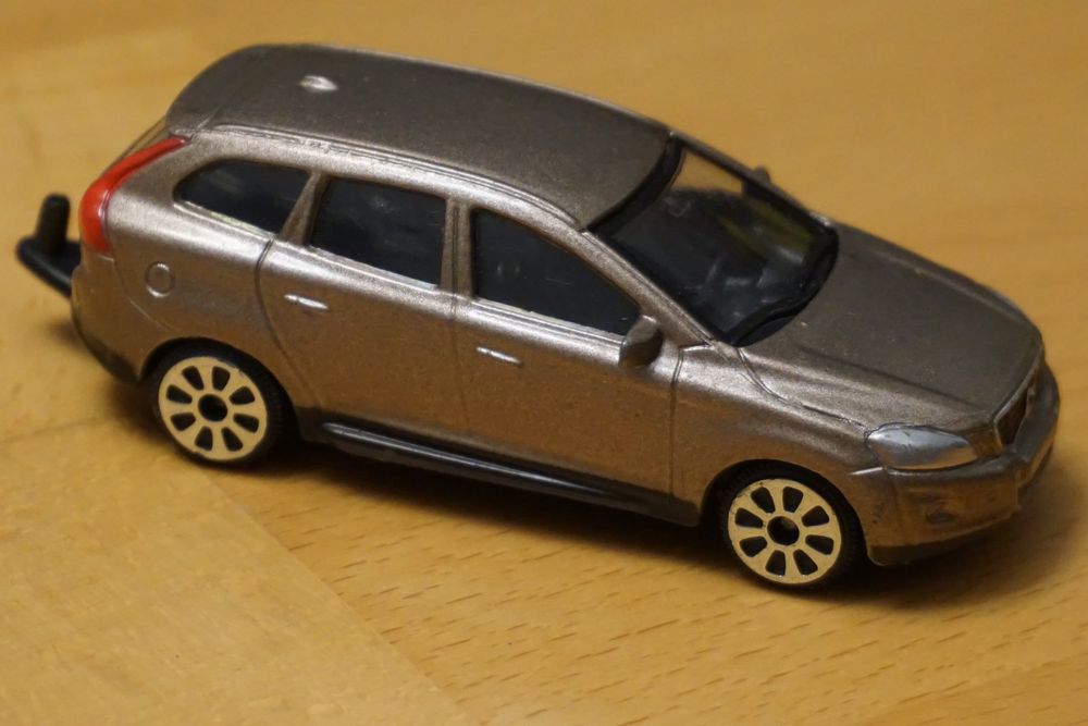 Majorette Volvo XC-60 2.4L COOL !!!!!!!!!!! | Kaufen auf Ricardo