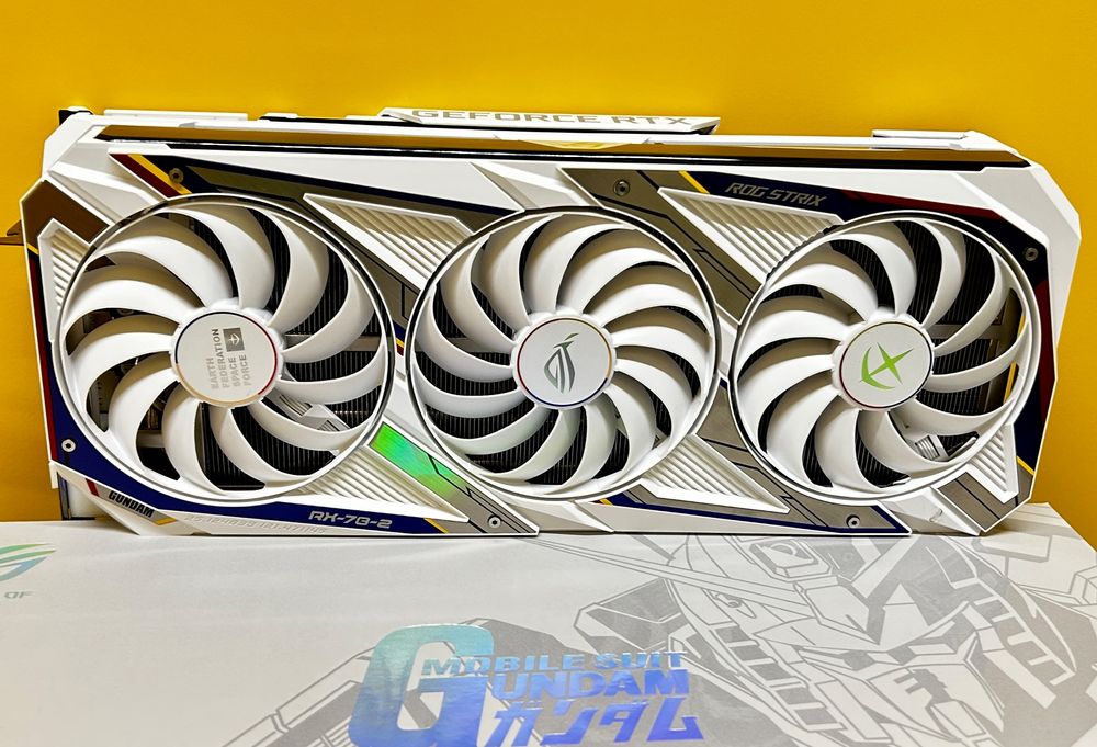 ASUS ROGStrixGeForce RTX3090 24GB GDDRX Gundam Edition weiss | Kaufen ...