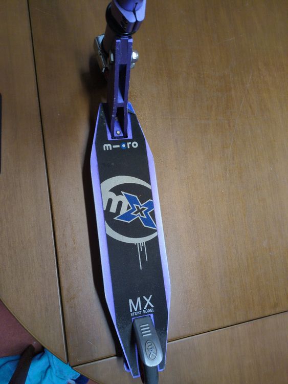 Micro MX Stunt Scooter, Lila – Bereit für den Skatepark! (Gebraucht) in ...