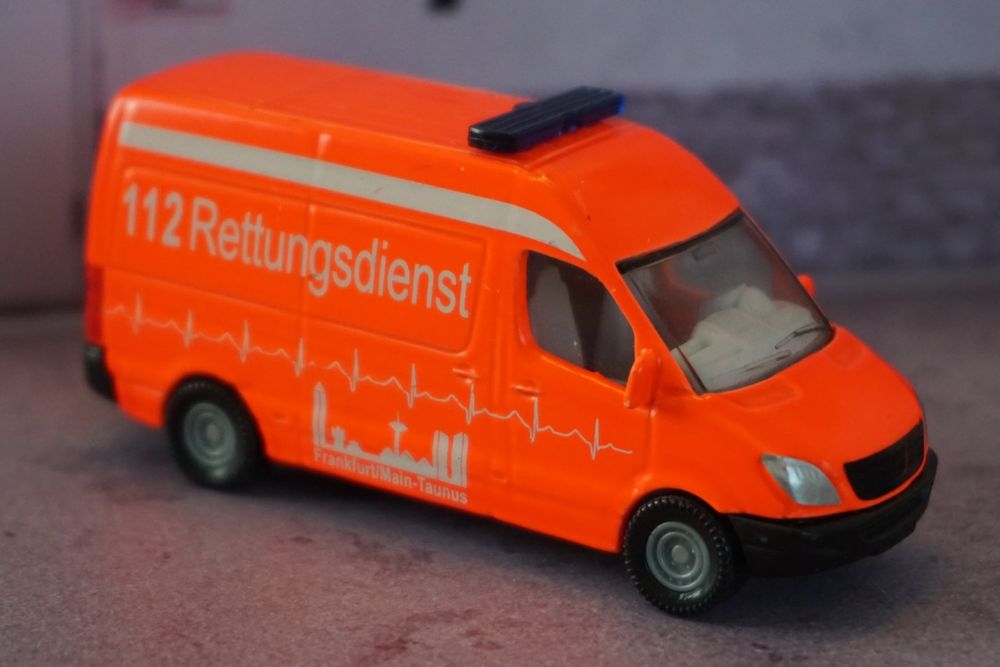 Siku Mercedes Sprinter Rettungsdienst COOL !!!!!!!! (Gebraucht) in ...