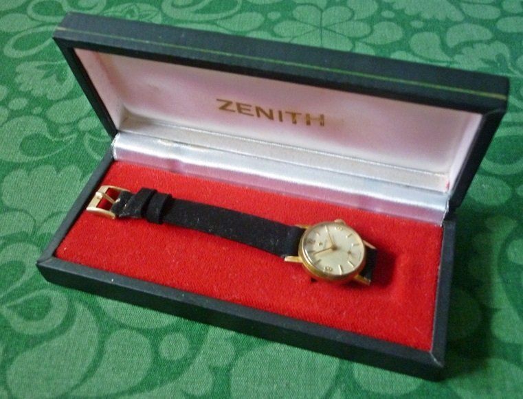 Vintage ZENITH DamenUhr mit Box - Handaufzug (Gebraucht) in Adliswil für CHF 45 – mit Lieferung ...