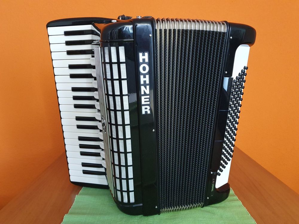 Akkordeon Hohner Tango IV T (Gebraucht) in Kriens für CHF 450 – nur ...