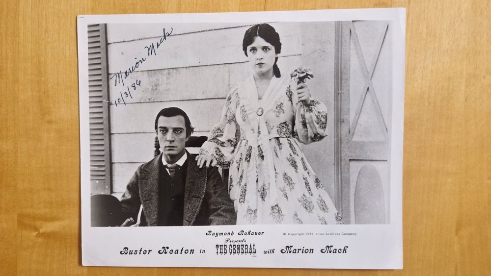 Marion Mack, Original Autogramm auf Grossfoto in s/w (Gebraucht) in ...