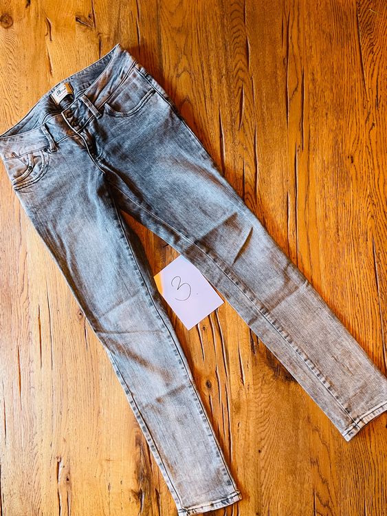 Jeans LTB grau in used / washed Optik (Gebraucht) in Lungern für CHF 15 ...