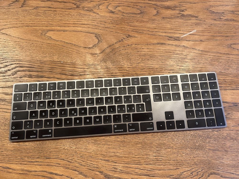 Apple Magic Keyboard Space Grey | Kaufen auf Ricardo