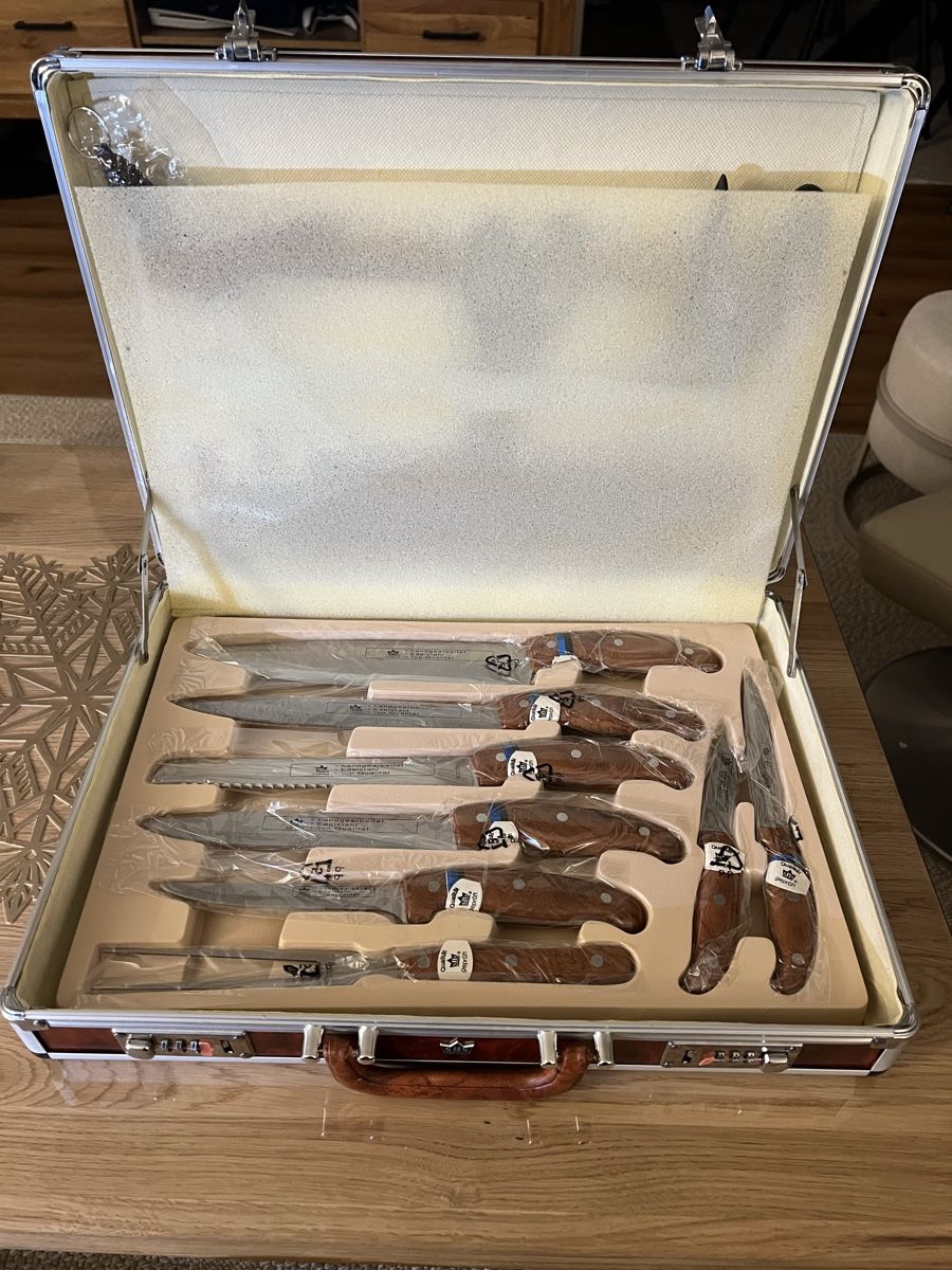 SBS Chef Knife Set in Suitcase - Brand New, High Quality! (Neu und ...