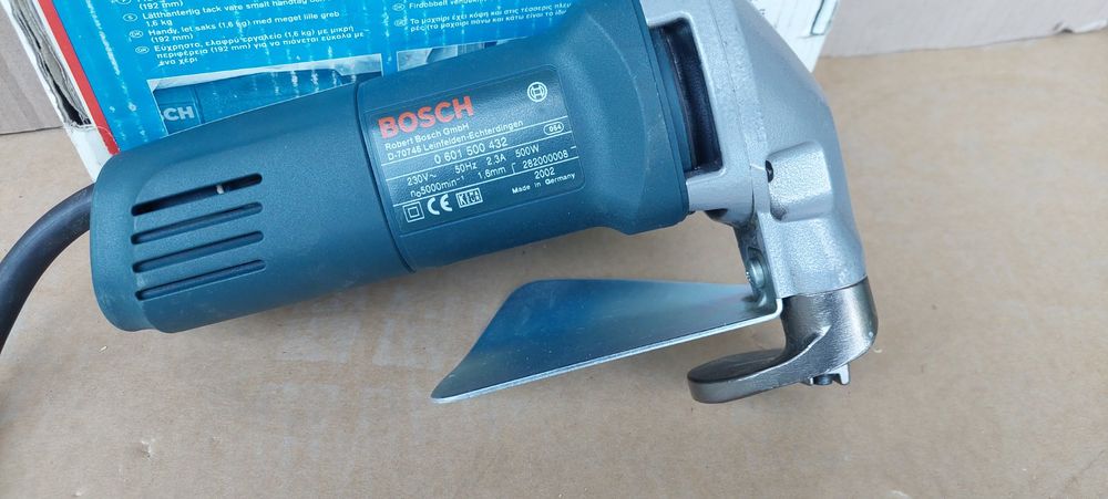 Elektrische Blechschere Bosch GSC 160 | Kaufen auf Ricardo