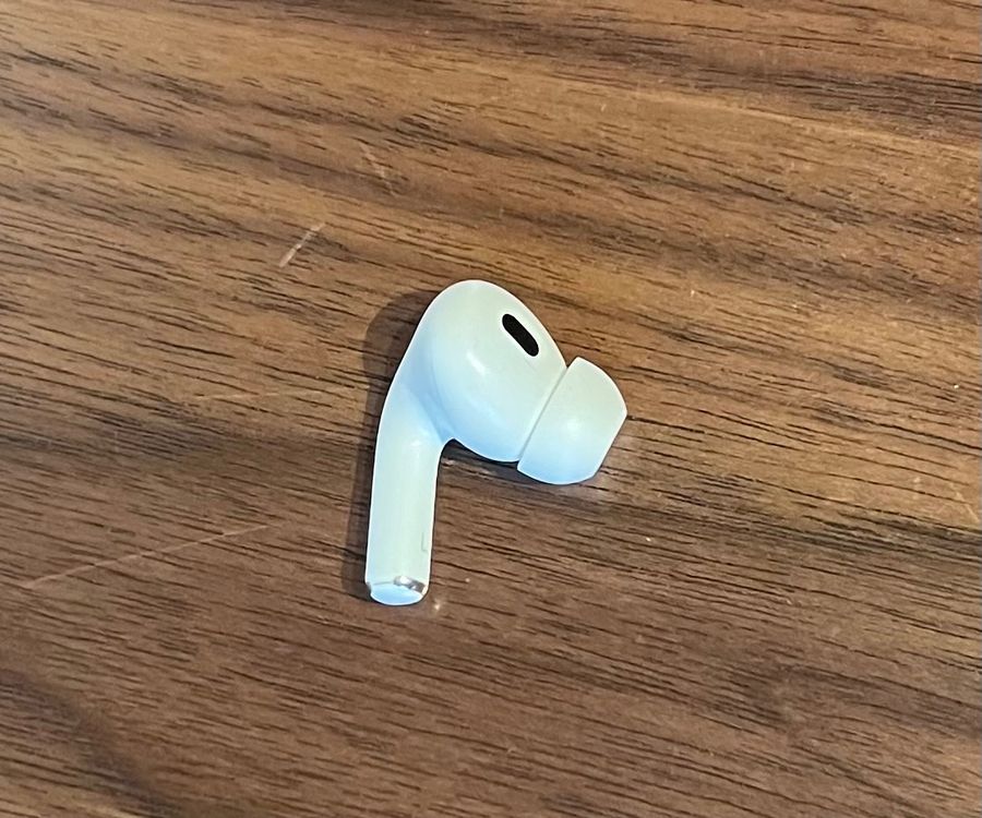 APPLE AirPods Pro (2. Generation) rechter Airpod defekt! (Gebraucht) in ...