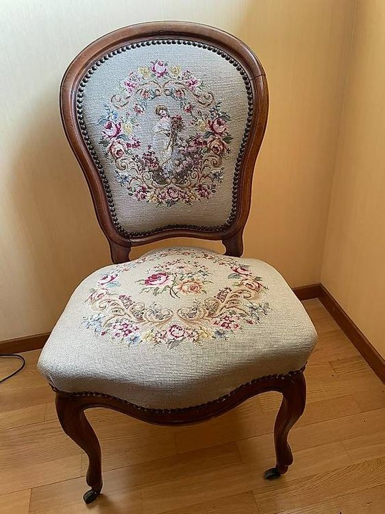 2 Chaises Louis XV tapissée broderie florale (Gebraucht) in Grimisuat ...