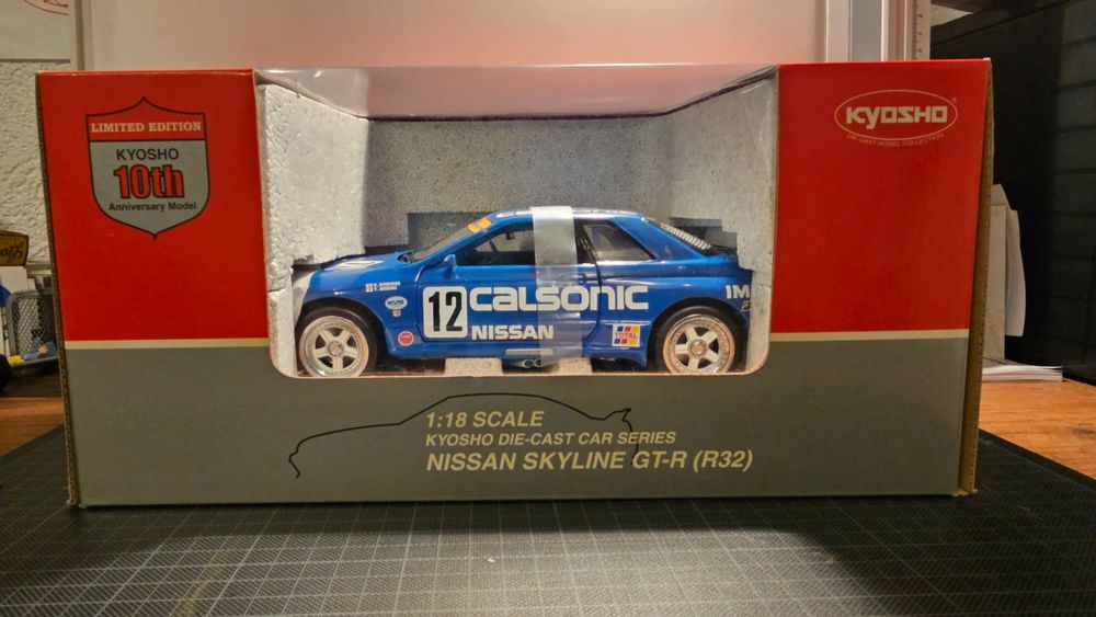 Kyosho Nissan Skyline R32 GTR Calsonic no12 1:18 | Kaufen auf Ricardo