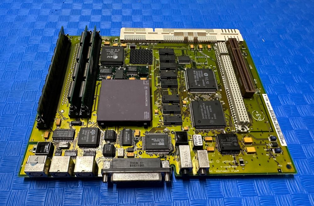 Apple Macintosh LC 575 Motherboard (recapped, not working) | Kaufen auf ...