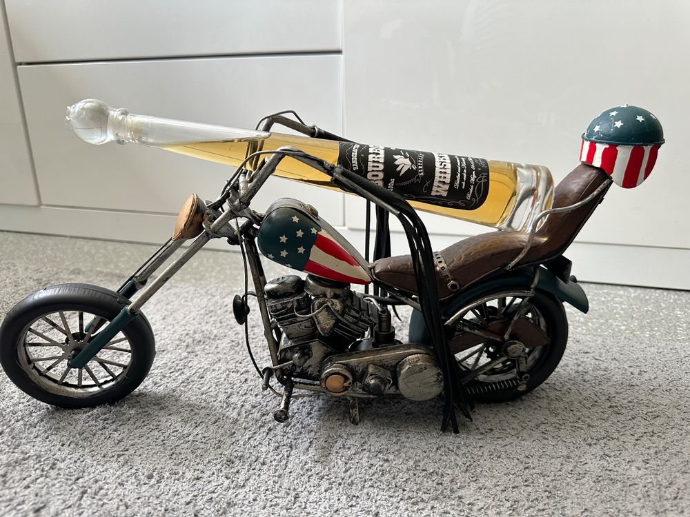 Metall Chopper Deko Flaschenhalter mit Whiskey (Neu (gemäss ...