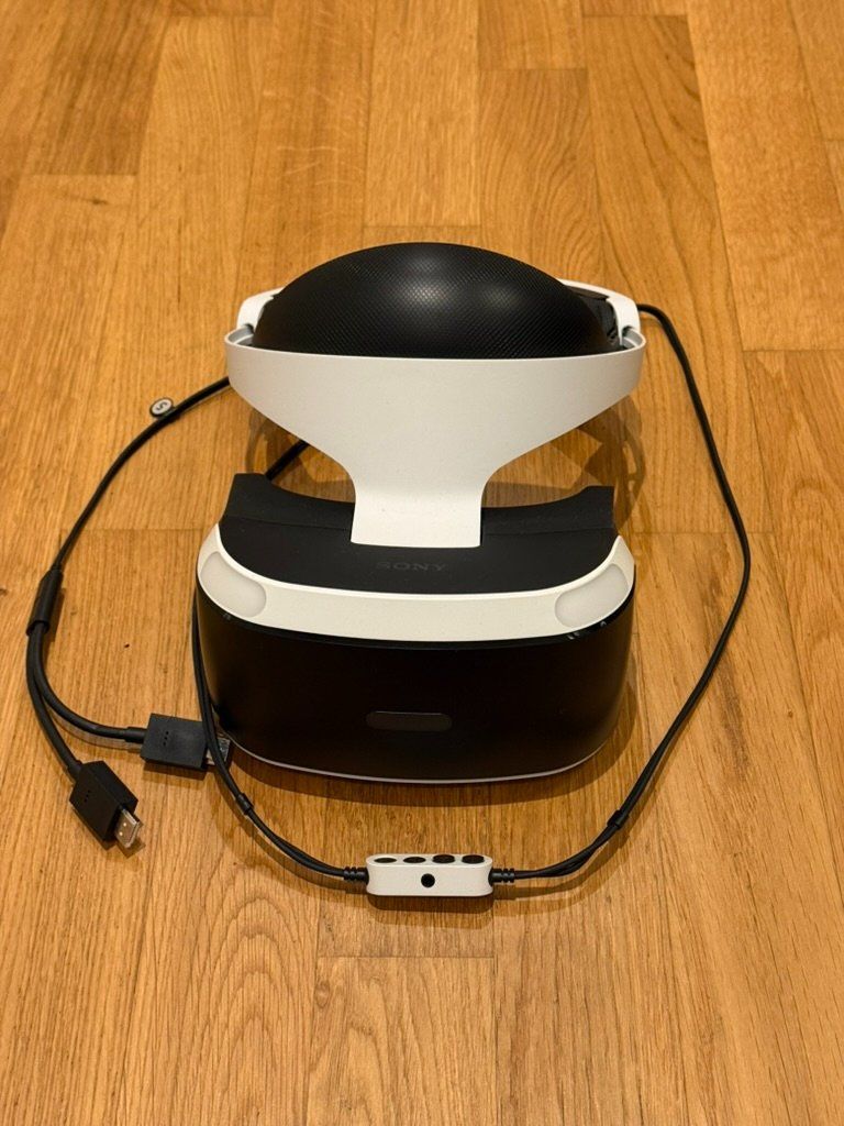 Sony PlayStation VR1 + PS4 Kamera + VR Aim Controller (Gebraucht) in ...