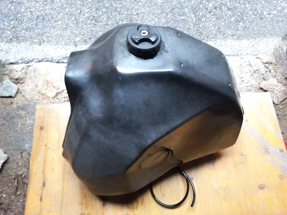 BMW R80 R100 GS HPN 43L TANK (Gebraucht) in Pura für CHF 550 – mit ...