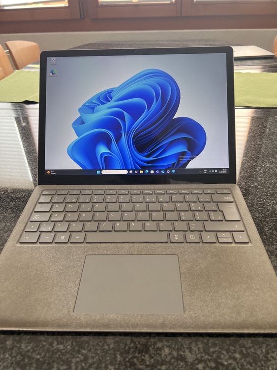 Microsoft Surface Laptop - 1. Generation (Gebraucht) in Morgarten für ...