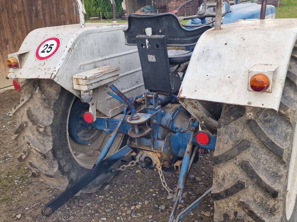 Traktor Ford 3000, Jahrgang 1968 (Gebraucht) in Mettmenstetten für CHF ...