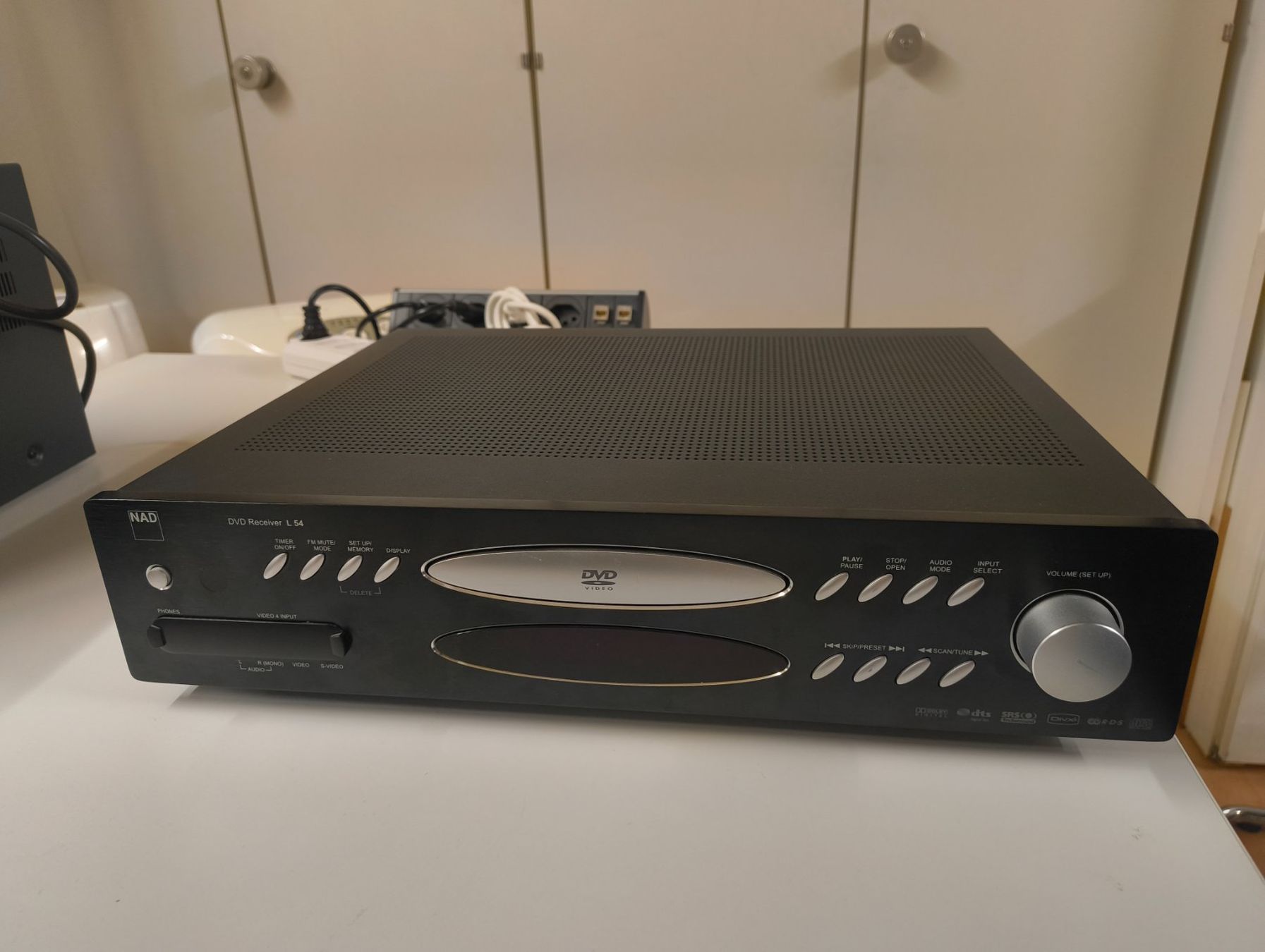NAD DvD Receiver L54 -Defekt- (Defekt) in Oberengstringen für CHF 20 ...