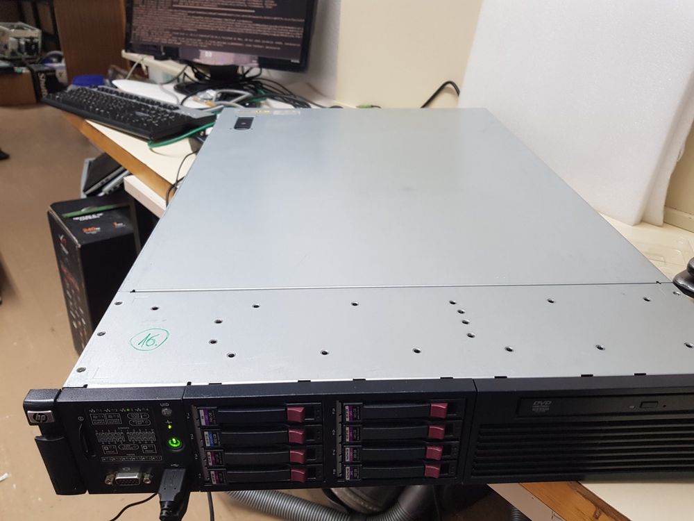 HP G7 18 GB RAM, 6 × 300 GB Disks (Gebraucht) in Fribourg für CHF 99 ...