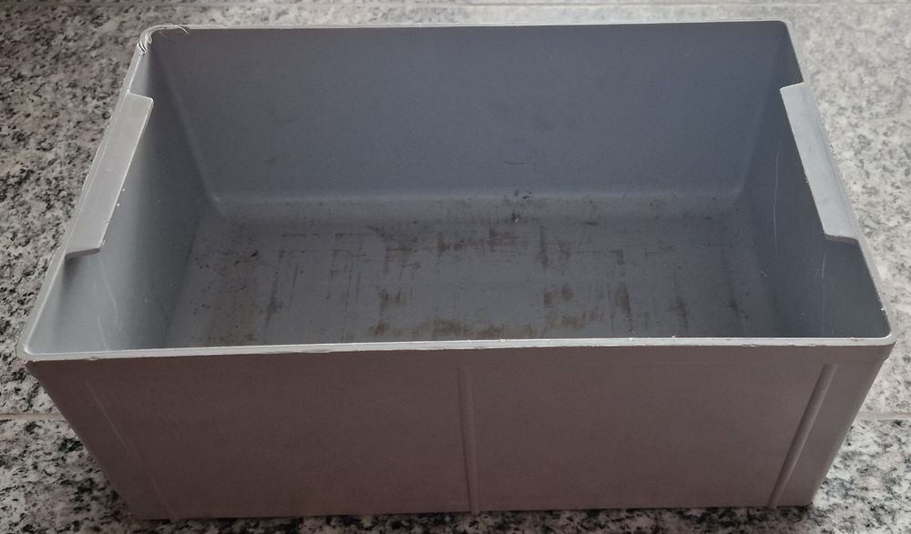 Lagerbox "WEZ" Variobox 274x174x110mm (Gebraucht) in Saland für CHF 4 ...