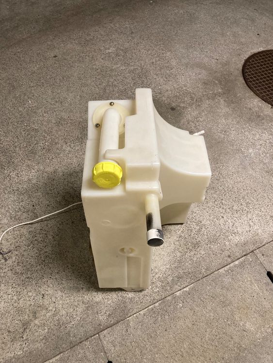 VW T4 California original Wassertank (Gebraucht) in zürich für CHF 35 ...