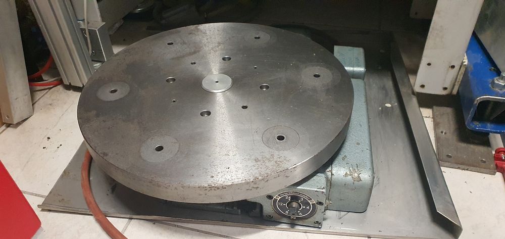Table rotative Festo ancienne multi-positions (Gebraucht) in Chailly ...