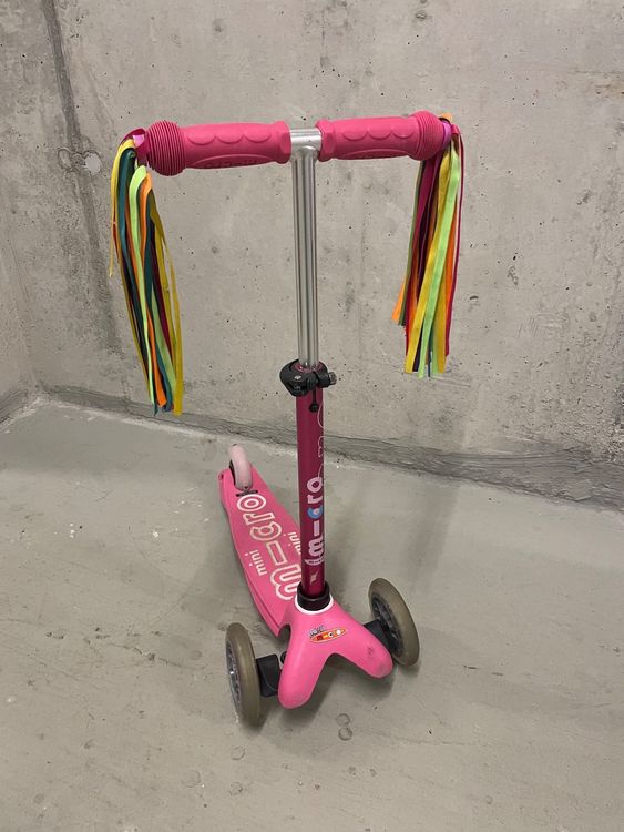 Micro Scooter pink (Gebraucht) in Glattpark(Opfikon) für CHF 5 – nur Abholung auf Ricardo kaufen