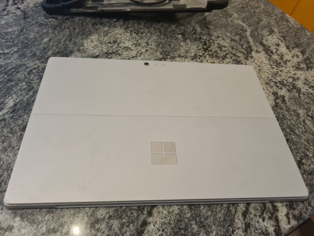 Surface Pro Model 1796 | Kaufen auf Ricardo
