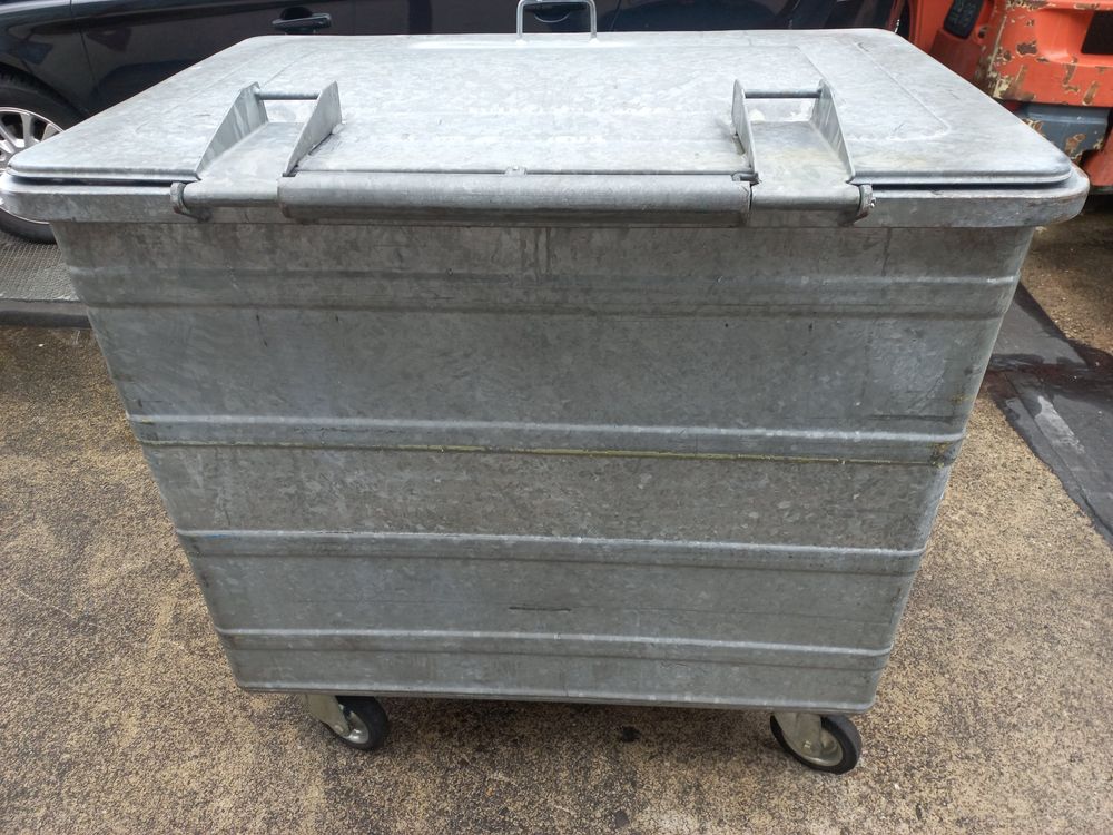 Abfallcontainer Kehrichtcontainer Müllcontainer Container (Gebraucht) in DULLIKEN für CHF 334 ...