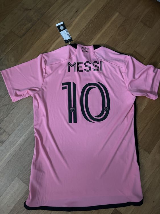 Original Messi Jersey Pink size M (Neu (gemäss Beschreibung)) in ...