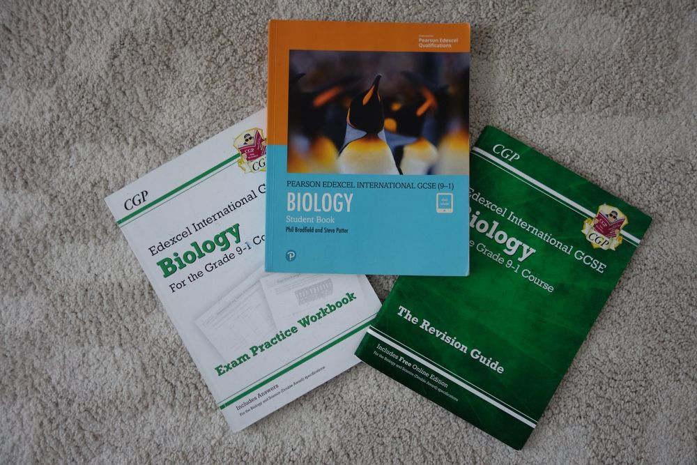 GCSE Biology: Student Book, Revision Guide & Exam Practice (D'occasion ...