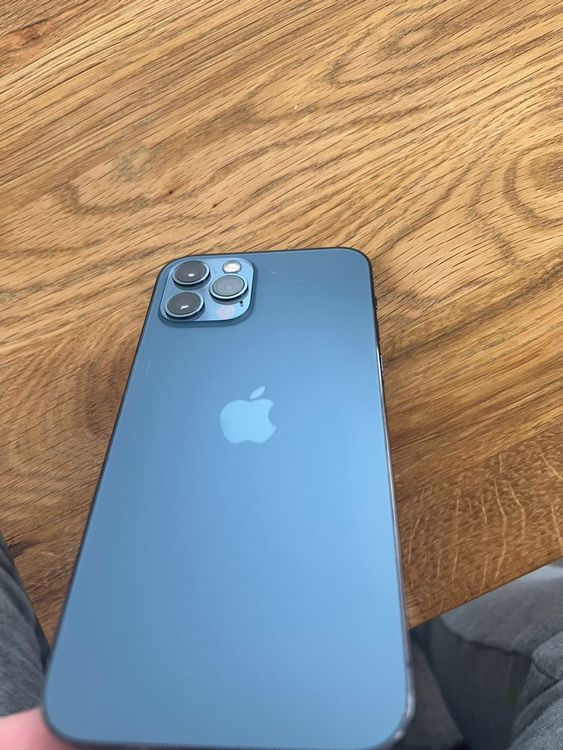iPhone 12 Pro 256GB Pacific Blau (Gebraucht) in Oberentfelden für CHF ...