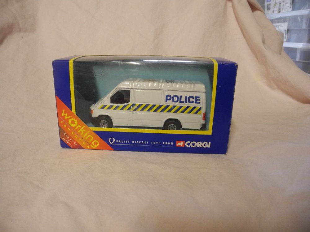 CORGI TOYS NR. 58114 FORD TRANSIT VAN POLICE MIB (Neu und ...
