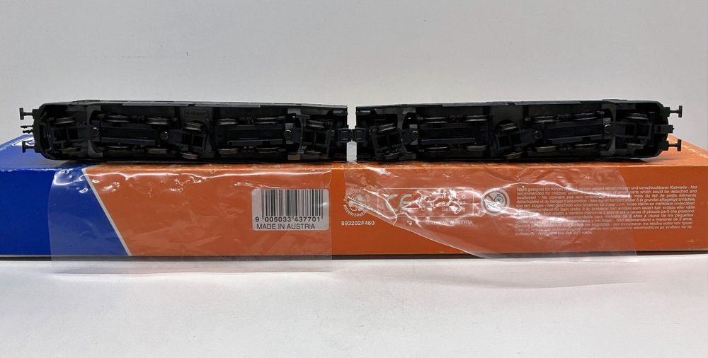 Roco 43770= Ae 8/14 SBB 11852 LANDI-Lok - Schnittstelle NEM (Neu ...