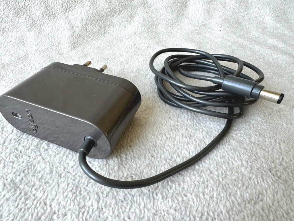 Dyson Power Adapter PSU Stromadapter model17530-03 | Kaufen auf Ricardo