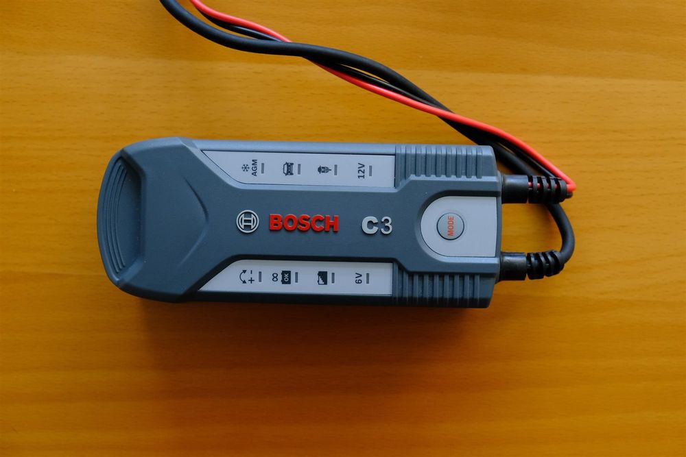 Bosch C3 Batterieladegerät | Kaufen auf Ricardo
