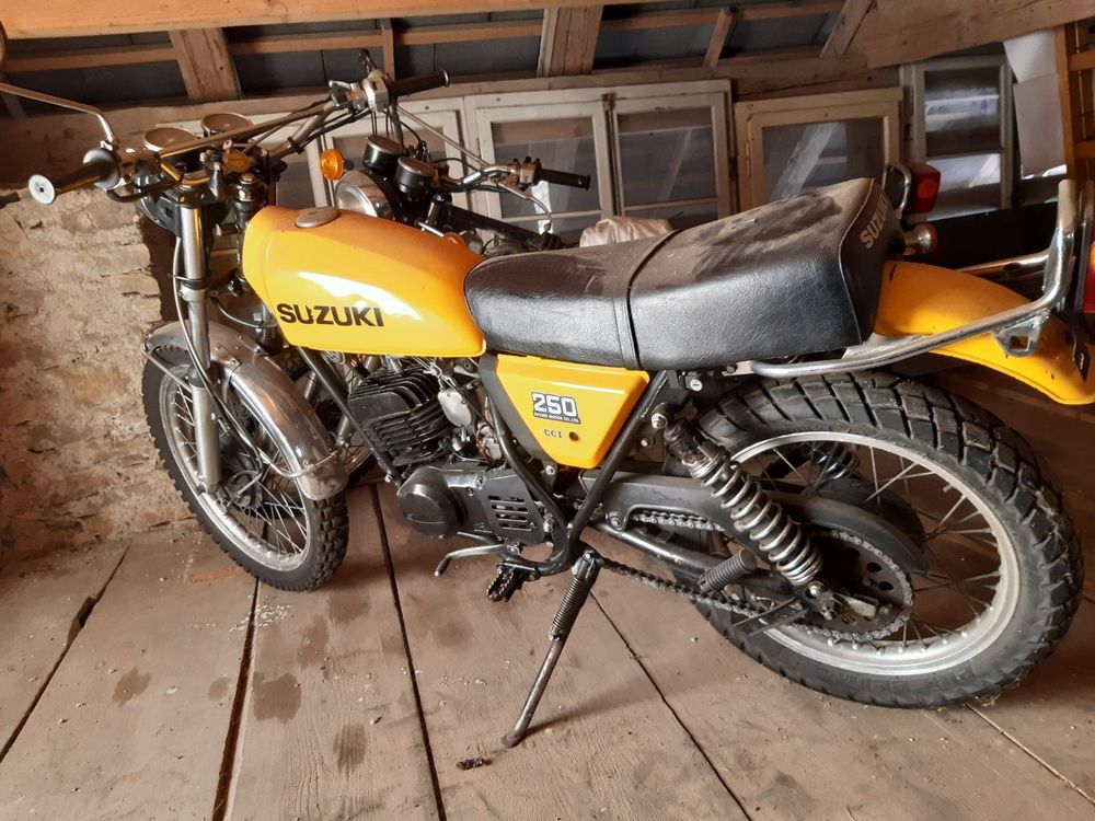 2Stk. Suzuki TS 250 (2 Takt) (Gebraucht) in Buochs für CHF 3000 – mit ...