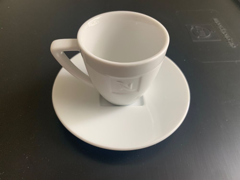 6 Espresso Tassen / Unterteller (Nespresso) (Gebraucht) in Horgen für CHF 1 – nur Abholung auf ...