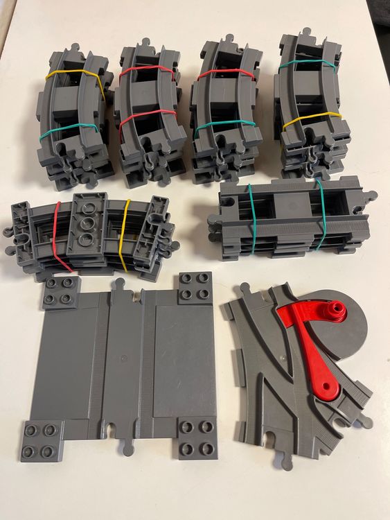 LEGO - Duplo Eisenbahn Schienen, Weichen (Gebraucht) in Gelterkinden für CHF 35 – nur Abholung ...
