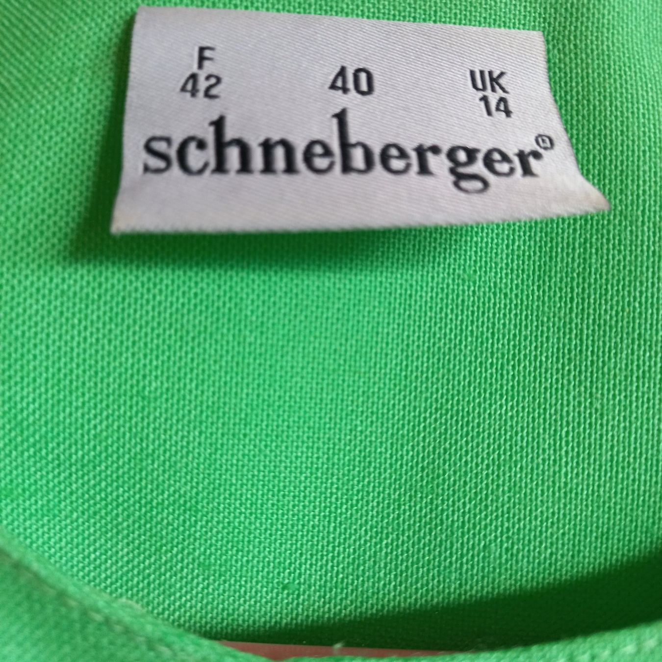 Bel ensemble veste et jupe Schneberger, taille 40 (Gebraucht) in Jongny ...
